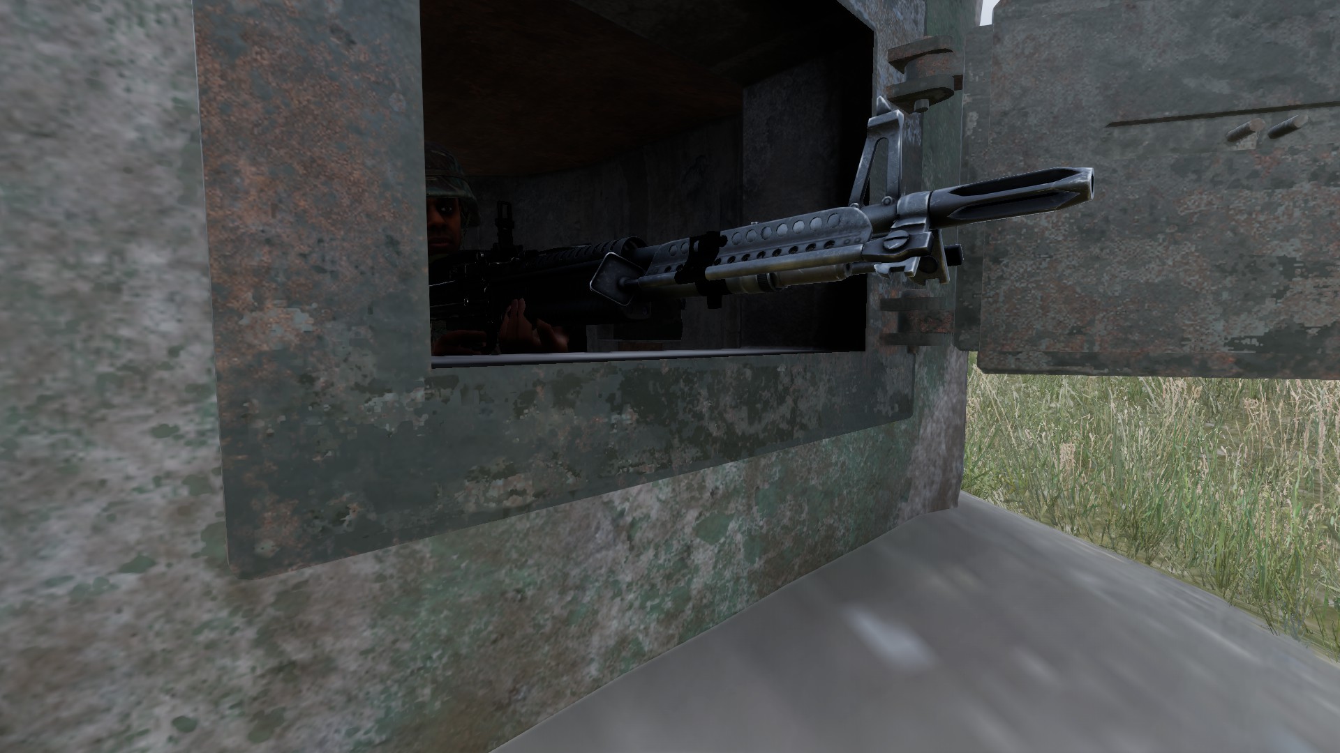 ⚓ T194991 Weapons floating when rested on any surface/ledge